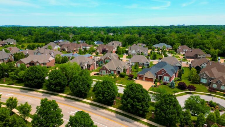 20 Most Expensive Suburbs of St. Louis, MO (2026)