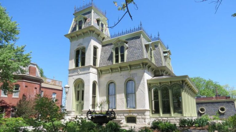 The 10 Best Neighborhoods in St. Louis, MO (2026 Guide)