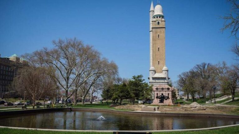 Exploring 8 Historic St. Louis Neighborhoods