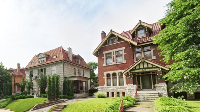 Exploring 8 Historic St. Louis Neighborhoods